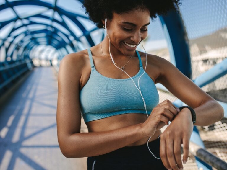 8 Free Ways to Earn Qantas Frequent Flyer Points