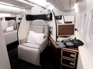 Qantas Now Gives Pyjamas in Business Class to Asia