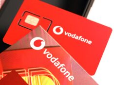 How Vodafone's $5 Roaming Compares to Optus & Telstra
