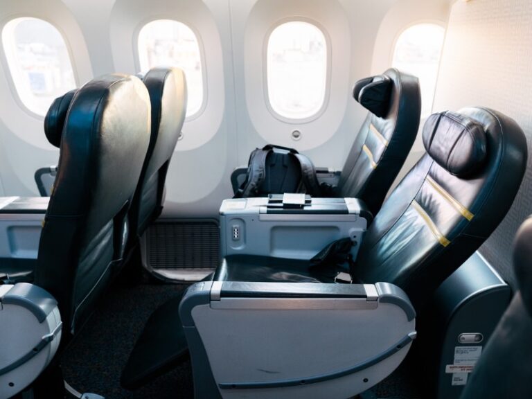 What to Expect When Flying ScootPlus - Australian Frequent Flyer