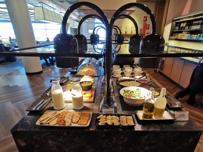 The Best International Lounges at Sydney Airport
