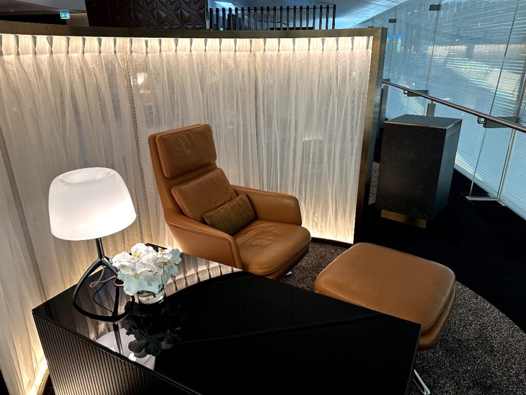 The Best Lounge You Can Access with Velocity Status