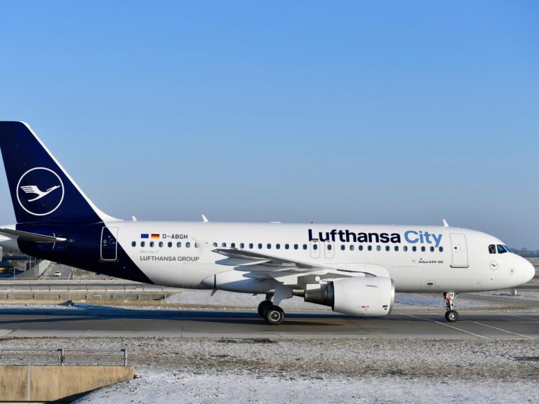 The Newest Airlines to Join Oneworld & Star Alliance